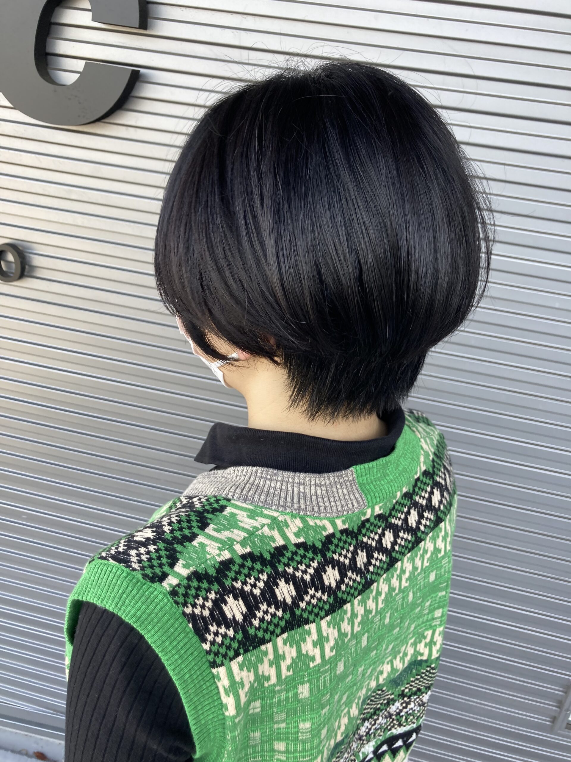 Short × Blue black | 千葉・市原・茂原・佐倉の美容院・美容室クリック（CLiC）ディックス（dix）